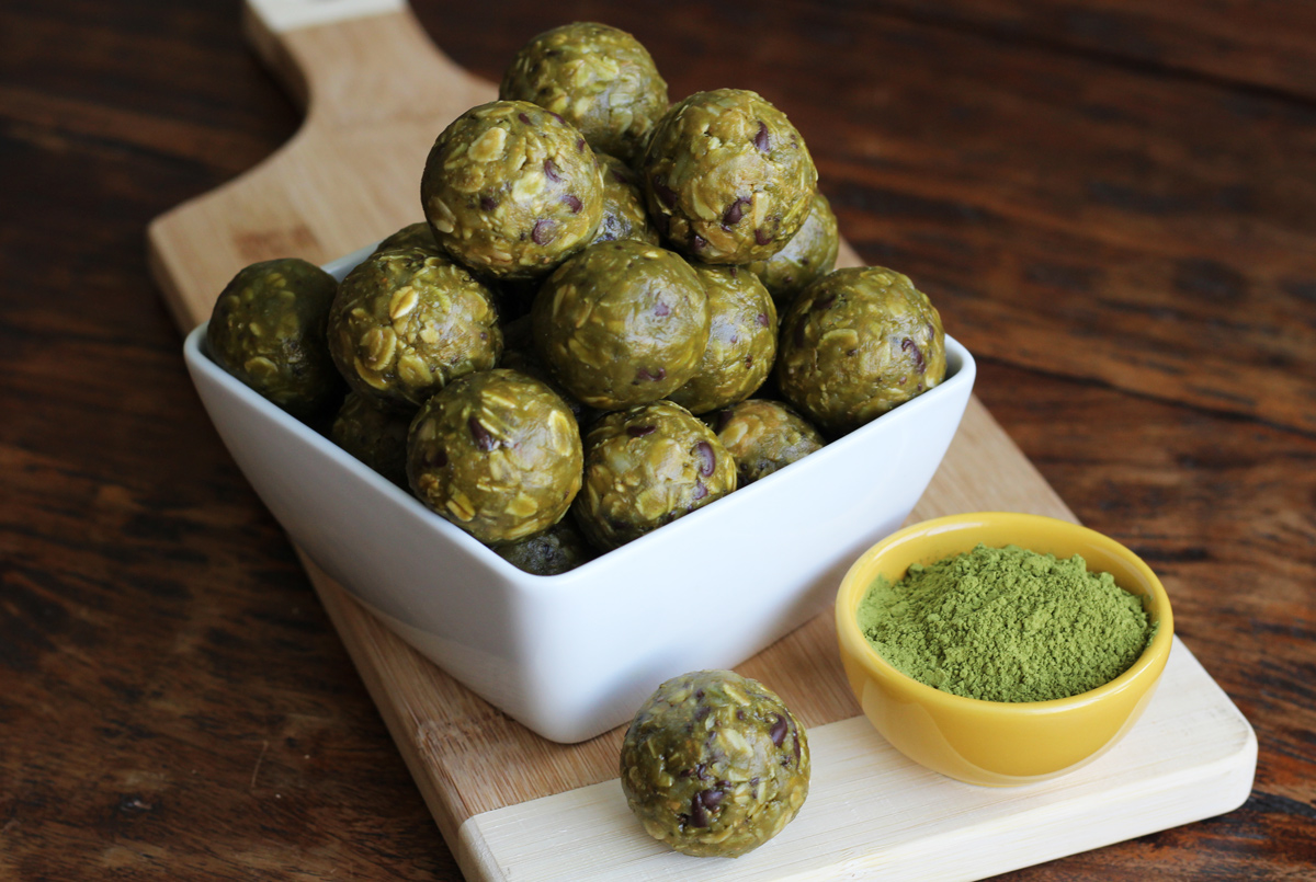 Amazing Matcha Energy Balls with Cashew Butter - Artful Dishes